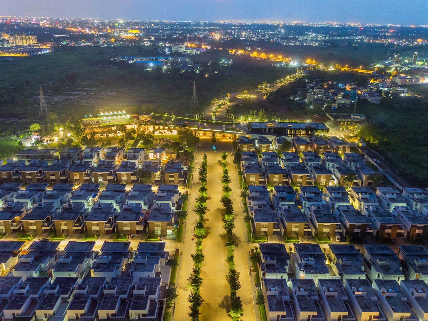 SWARNABHOOMI - Swarnabhoomi